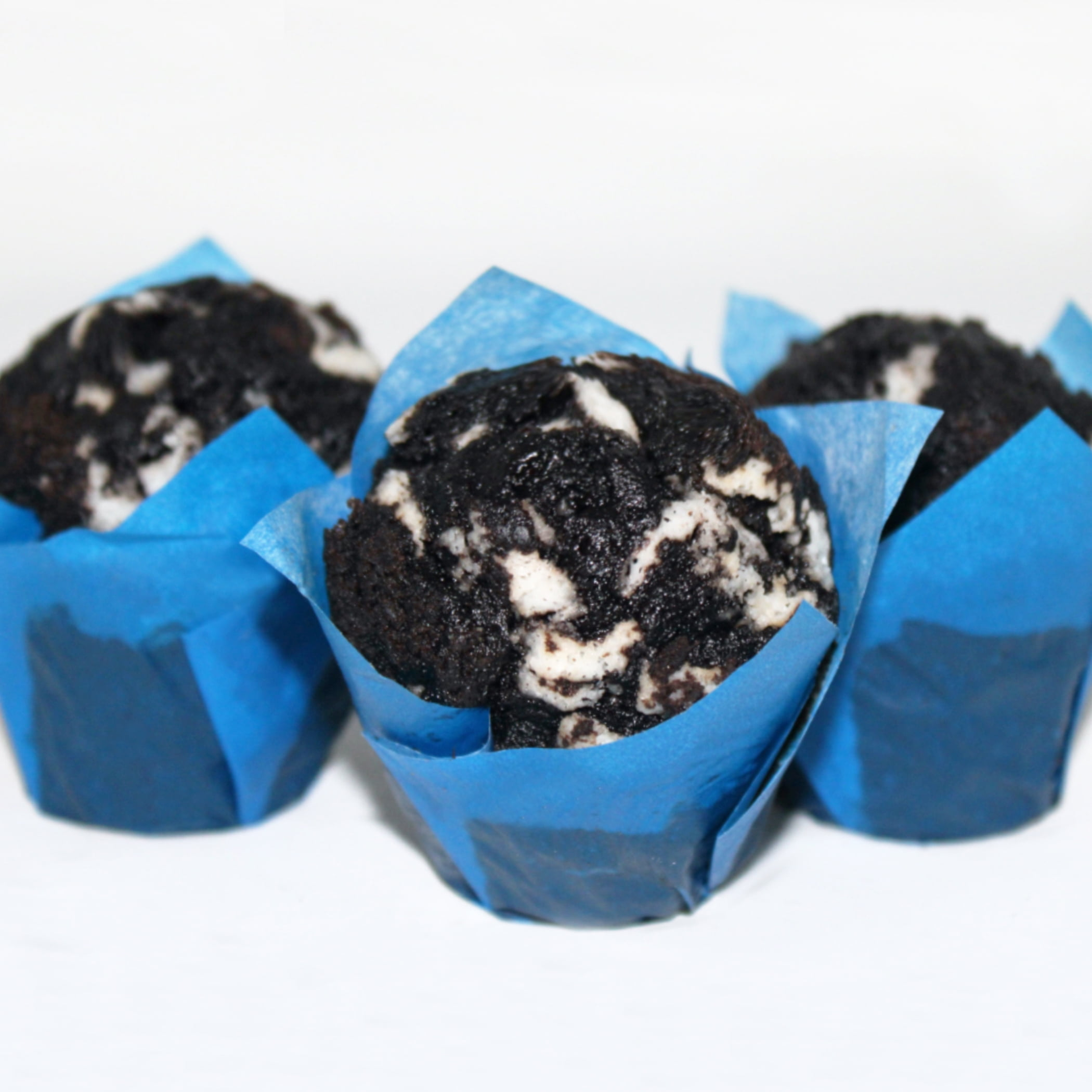 Two-bite Oreo Muffins, 13 oz, 9 Count, Sweet Dessert – PantryDash
